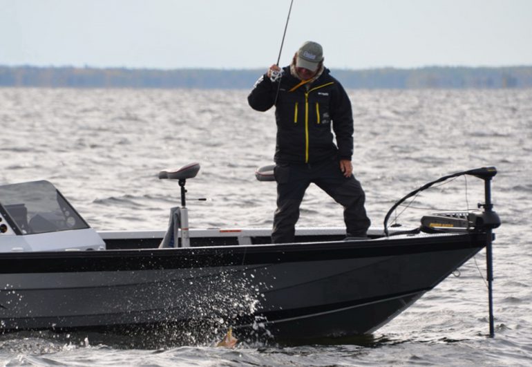 What's the Best Line for Drop-shotting? • Outdoor Canada