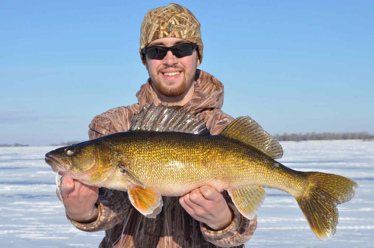Ice-fishing Friday: How to run-and-gun for big winter walleye • Page 2 ...