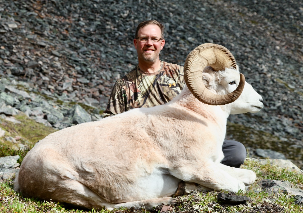 10 famous Canadian hunters share their most memorable missed shots ...
