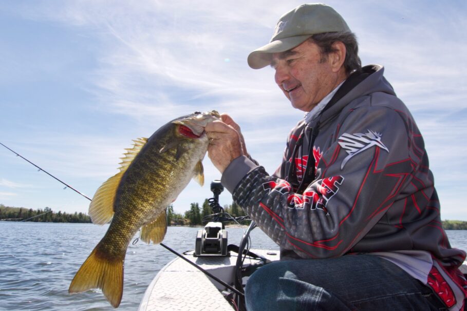 Walleye fishing Q&A: Live vs. preserved minnows, jigging depth and more ...