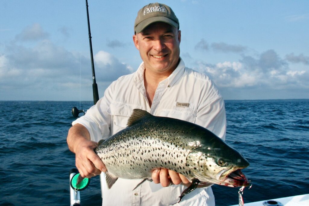Walleye fishing Q&A: Live vs. preserved minnows, jigging depth and more ...