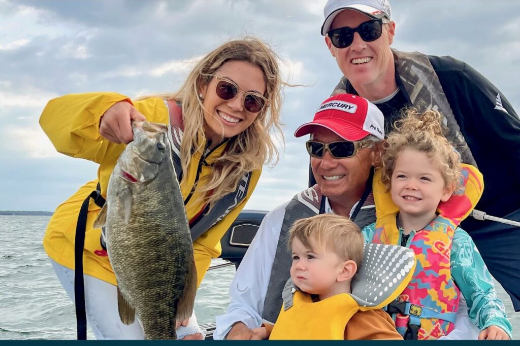 Blue Fish Radio: Mariko Izumi returns to TV in new family-oriented ...